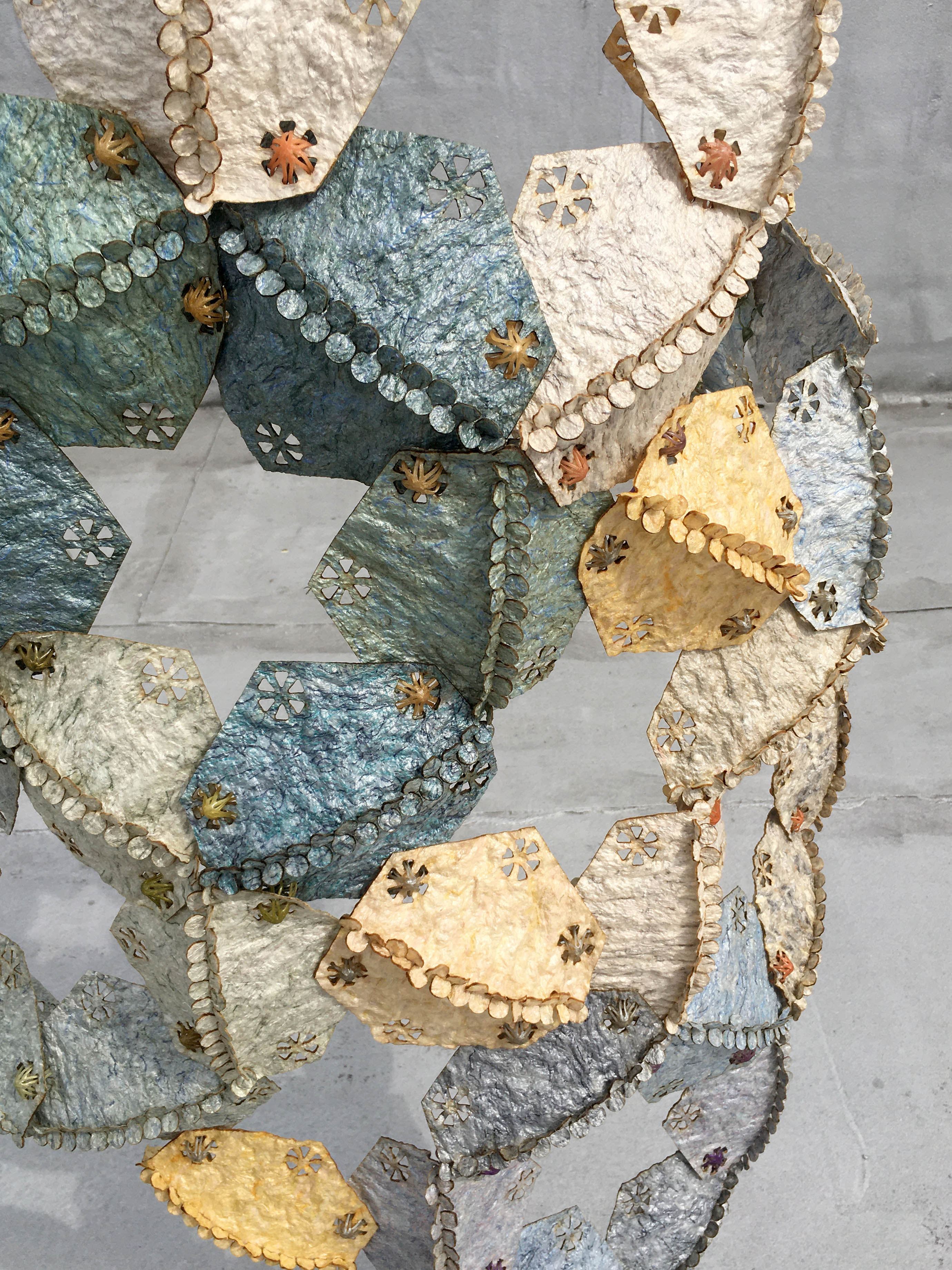 Floating Tiles – Yi Hsuan Sung